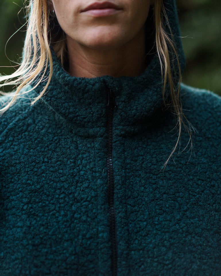ANIÁN | Made in Canada | Recycled Natural Fibres
